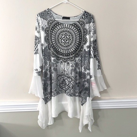 The Pyramid Collection | Dresses | The Pyramid Collection Cream Black ...